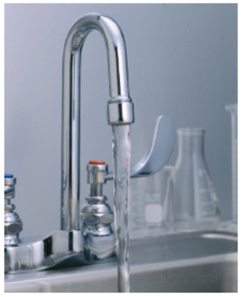 Faucet Outlets: Aerators vs Laminar-Flow